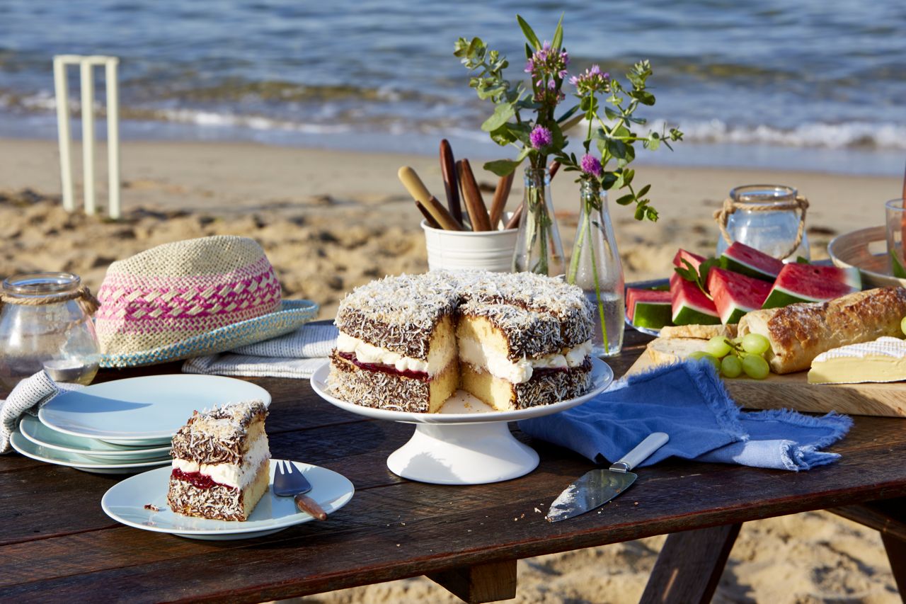 Lamington cake with raspberry jam & cream | Bulla